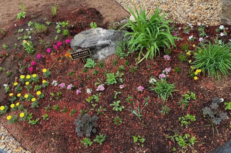 The Bob Bahre Memorial Garden – New England Racing Museum